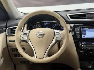 Black Nissan X-Trail 2016 in Vilnius, with an engine capacity of 1.60 L and mileage of 270 thousand km for 9750 €, photo 19 on AUTOMOTO.COM.LV