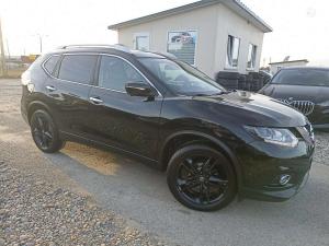Black Nissan X-Trail 2016 in Vilnius, with an engine capacity of 1.60 L and mileage of 167 thousand km for 12400 €, photo  on AUTOMOTO.COM.LV