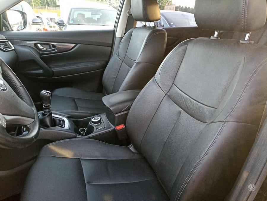Melns Nissan X-Trail 2016 Viļņa, ar dzinēja tilpumu 1.60 L un nobraukumu 167 tūkst. km par 12400 €, foto 14 vietnē AUTOMOTO.COM.LV