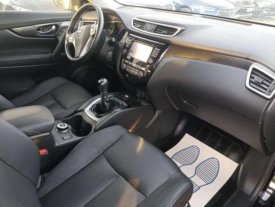 Melns Nissan X-Trail 2016 Viļņa, ar dzinēja tilpumu 1.60 L un nobraukumu 167 tūkst. km par 12400 €, foto 16 vietnē AUTOMOTO.COM.LV