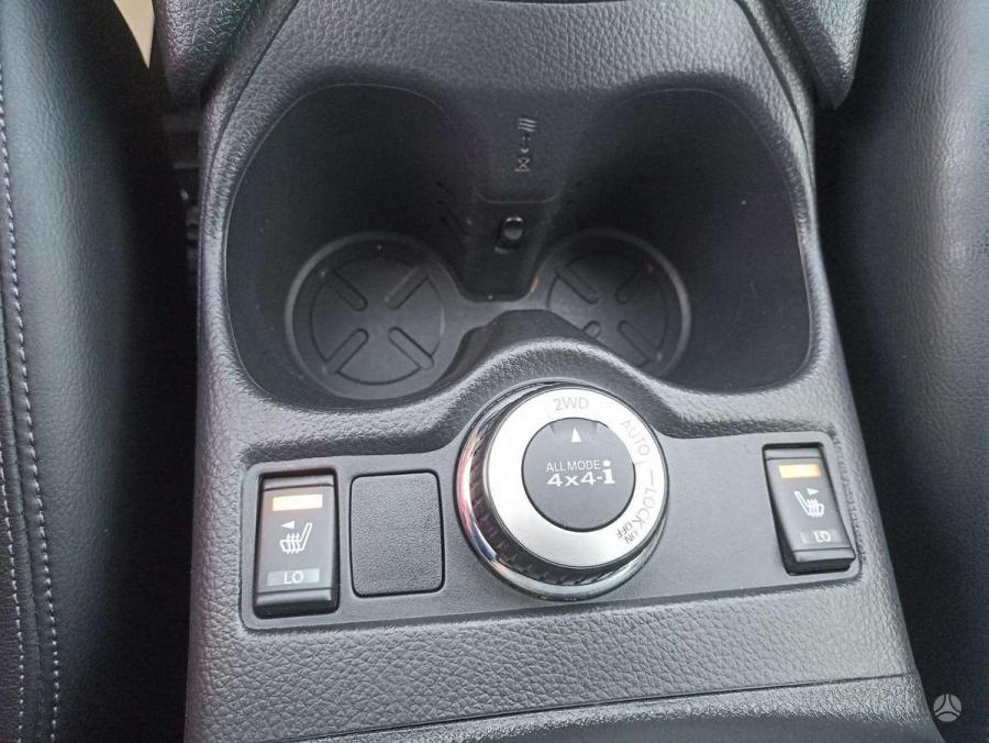 Melns Nissan X-Trail 2016 Viļņa, ar dzinēja tilpumu 1.60 L un nobraukumu 167 tūkst. km par 12400 €, foto 19 vietnē AUTOMOTO.COM.LV