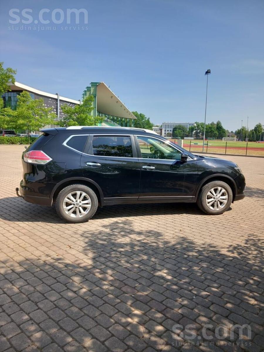 Melns Nissan X-Trail 2016 Jelgava, ar dzinēja tilpumu 1.60 L un nobraukumu 258 tūkst. km par 7100 €, foto 1 vietnē AUTOMOTO.COM.LV