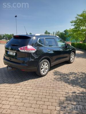 Melns Nissan X-Trail 2016 Jelgava, ar dzinēja tilpumu 1.60 L un nobraukumu 258 tūkst. km par 7100 €, foto 3 vietnē AUTOMOTO.COM.LV