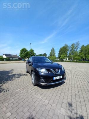 Melns Nissan X-Trail 2016 Jelgava, ar dzinēja tilpumu 1.60 L un nobraukumu 258 tūkst. km par 7100 €, foto 4 vietnē AUTOMOTO.COM.LV