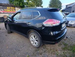 Black Nissan X-Trail 2016 in Rezekne, with an engine capacity of 1.60 L and mileage of 245 thousand km for 7550 €, photo 7 on AUTOMOTO.COM.LV