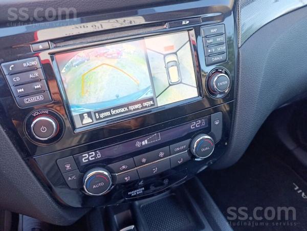 Black Nissan X-Trail 2016 in Rezekne, with an engine capacity of 1.60 L and mileage of 245 thousand km for 7550 €, photo 10 on AUTOMOTO.COM.LV