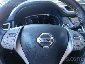 Black Nissan X-Trail 2016 in Rezekne, with an engine capacity of 1.60 L and mileage of 245 thousand km for 7550 €, photo 11 on AUTOMOTO.COM.LV