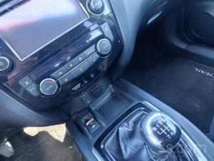 Black Nissan X-Trail 2016 in Rezekne, with an engine capacity of 1.60 L and mileage of 245 thousand km for 7550 €, photo 13 on AUTOMOTO.COM.LV
