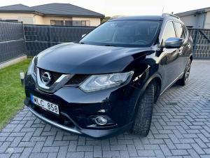 Black Nissan X-Trail 2016 in Panevezys, with an engine capacity of 1.60 L and mileage of 136 thousand km for 11500 €, photo 5 on AUTOMOTO.COM.LV