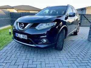 Black Nissan X-Trail 2016 in Panevezys, with an engine capacity of 1.60 L and mileage of 136 thousand km for 11500 €, photo 9 on AUTOMOTO.COM.LV