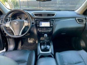 Black Nissan X-Trail 2016 in Panevezys, with an engine capacity of 1.60 L and mileage of 136 thousand km for 11500 €, photo 15 on AUTOMOTO.COM.LV