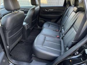 Black Nissan X-Trail 2016 in Panevezys, with an engine capacity of 1.60 L and mileage of 136 thousand km for 11500 €, photo 16 on AUTOMOTO.COM.LV