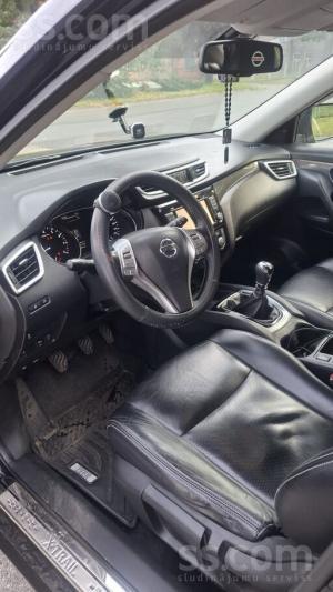 Melns Nissan X-Trail 2016 Rīga, ar dzinēja tilpumu 1.60 L un nobraukumu 140 tūkst. km par 9000 €, foto 6 vietnē AUTOMOTO.COM.LV