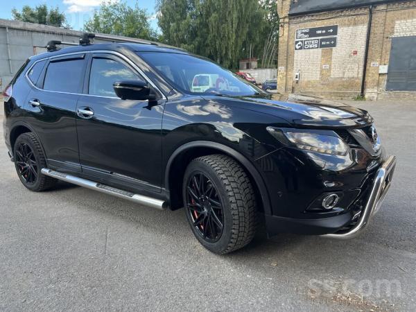 Nissan X-Trail 2016 Rīga vietnē Melns Nissan X-Trail 2016 Rīga, ar dzinēja tilpumu 1.60 L un nobraukumu 135 tūkst. km par 8500 €, foto 8 vietnē AUTOMOTO.COM.LV