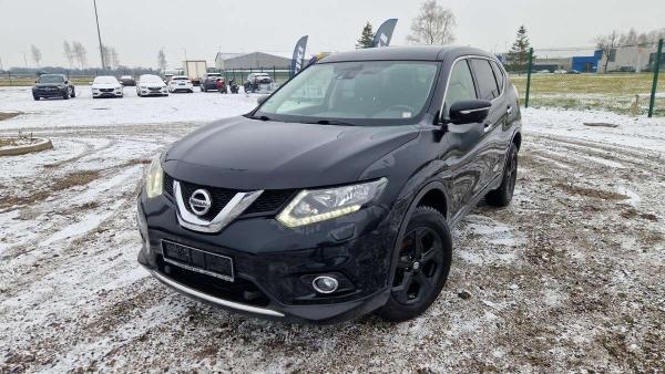 Black Nissan X-Trail 2017 in Marijampole, with an engine capacity of 2.00 L and mileage of 270 thousand km for 10490 €, photo 1 on AUTOMOTO.COM.LV