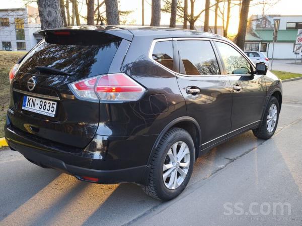 Melns Nissan X-Trail 2017 Rīga, ar dzinēja tilpumu 1.60 L un nobraukumu 165 tūkst. km par 10700 €, foto 4 vietnē AUTOMOTO.COM.LV