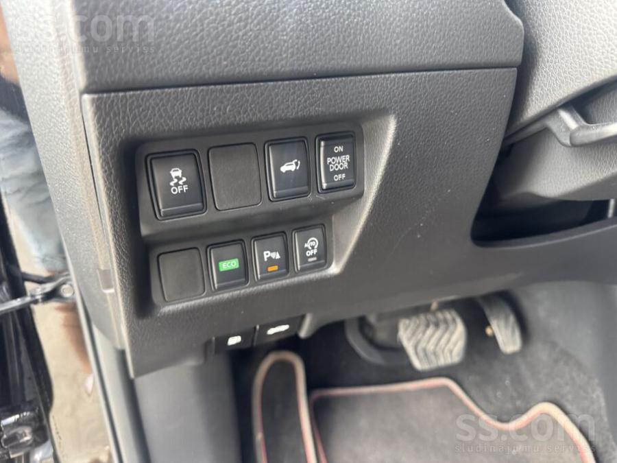 Melns Nissan X-Trail 2017 Ogre, ar dzinēja tilpumu 2.00 L un nobraukumu 149 tūkst. km par 12980 €, foto 29 vietnē AUTOMOTO.COM.LV