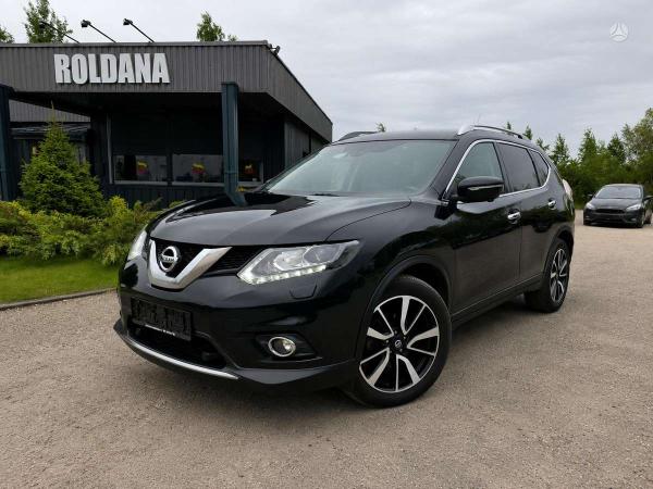 Melns Nissan X-Trail 2017 Pakruojis, ar dzinēja tilpumu 1.60 L un nobraukumu 196 tūkst. km par 9500 €, foto 1 vietnē AUTOMOTO.COM.LV