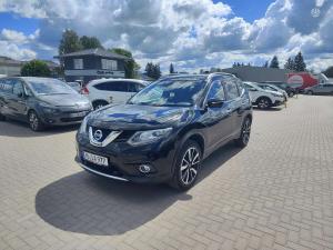 Black Nissan X-Trail 2017 in Taurage, with an engine capacity of 1.60 L and mileage of 155 thousand km for 10550 €, photo 10 on AUTOMOTO.COM.LV