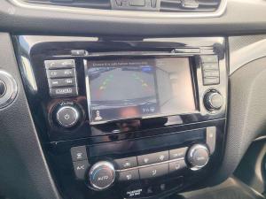 Black Nissan X-Trail 2017 in Taurage, with an engine capacity of 1.60 L and mileage of 155 thousand km for 10550 €, photo 18 on AUTOMOTO.COM.LV