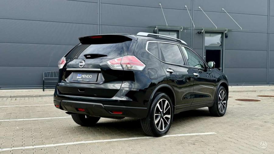 Melns Nissan X-Trail 2017 Viļņa, ar dzinēja tilpumu 2.00 L un nobraukumu 90 tūkst. km par 15990 €, foto 3 vietnē AUTOMOTO.COM.LV