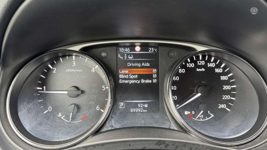 Melns Nissan X-Trail 2017 Viļņa, ar dzinēja tilpumu 2.00 L un nobraukumu 90 tūkst. km par 15990 €, foto 36 vietnē AUTOMOTO.COM.LV