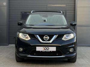 Black Nissan X-Trail 2017 in Kaunas, with an engine capacity of 2.00 L and mileage of 220 thousand km for 12790 €, photo 9 on AUTOMOTO.COM.LV