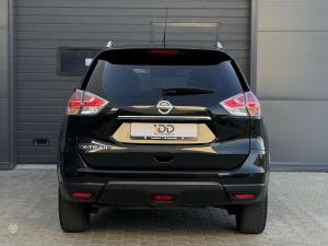 Black Nissan X-Trail 2017 in Kaunas, with an engine capacity of 2.00 L and mileage of 220 thousand km for 12790 €, photo 10 on AUTOMOTO.COM.LV
