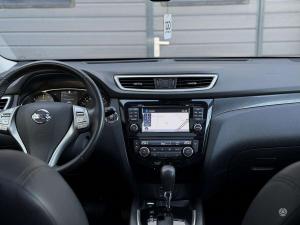 Black Nissan X-Trail 2017 in Kaunas, with an engine capacity of 2.00 L and mileage of 220 thousand km for 12790 €, photo 21 on AUTOMOTO.COM.LV