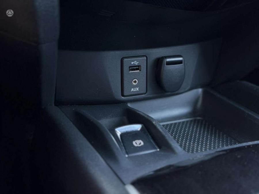 Black Nissan X-Trail 2017 in Kaunas, with an engine capacity of 2.00 L and mileage of 220 thousand km for 12790 €, photo 33 on AUTOMOTO.COM.LV