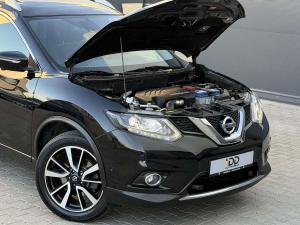 Black Nissan X-Trail 2017 in Kaunas, with an engine capacity of 2.00 L and mileage of 220 thousand km for 12790 €, photo 44 on AUTOMOTO.COM.LV