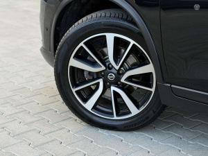 Black Nissan X-Trail 2017 in Kaunas, with an engine capacity of 2.00 L and mileage of 220 thousand km for 12790 €, photo 45 on AUTOMOTO.COM.LV