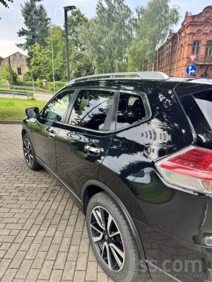 Melns Nissan X-Trail 2017 Daugavpils, ar dzinēja tilpumu 1.60 L un nobraukumu 173 tūkst. km par 11000 €, foto 7 vietnē AUTOMOTO.COM.LV