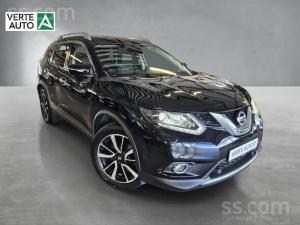 Черный Ниссан ИксТрейл 2017 в Рига, объемом двигателя 2.00 л и пробегом 119 тыс. км за 14990 €, фото 4 на AUTOMOTO.COM.LV