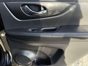 Melns Nissan X-Trail 2017 Kretinga, ar dzinēja tilpumu 2.49 L un nobraukumu 146 tūkst. km par 11900 €, foto 28 vietnē AUTOMOTO.COM.LV