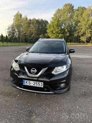 Ниссан ИксТрейл 2017 в Гулбене на AUTOMOTO.COM.LV Черный Ниссан ИксТрейл 2017 в Гулбене, объемом двигателя 1.60 л и пробегом 337 тыс. км за 6990 €, фото 1 на AUTOMOTO.COM.LV