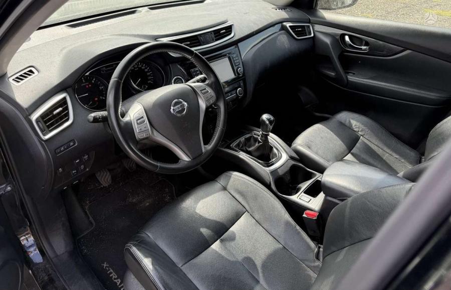 Melns Nissan X-Trail 2017 Šauļi, ar dzinēja tilpumu 1.60 L un nobraukumu 260 tūkst. km par 8200 €, foto 9 vietnē AUTOMOTO.COM.LV