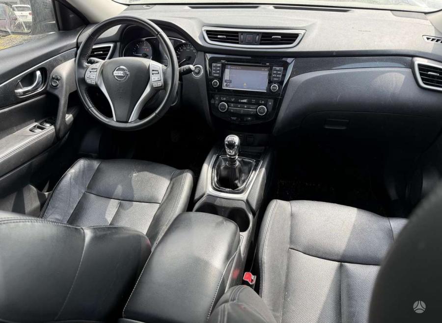 Melns Nissan X-Trail 2017 Šauļi, ar dzinēja tilpumu 1.60 L un nobraukumu 260 tūkst. km par 8200 €, foto 10 vietnē AUTOMOTO.COM.LV