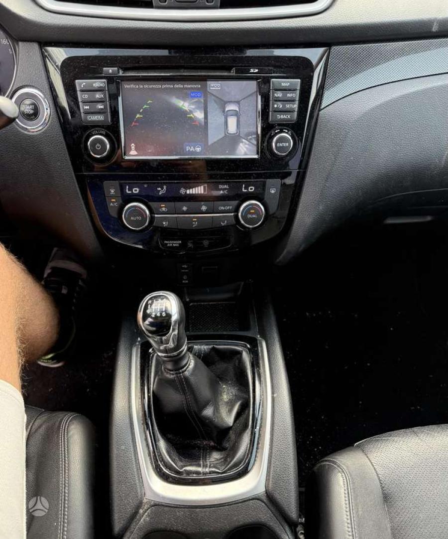 Melns Nissan X-Trail 2017 Šauļi, ar dzinēja tilpumu 1.60 L un nobraukumu 260 tūkst. km par 8200 €, foto 18 vietnē AUTOMOTO.COM.LV
