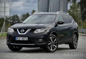 Black Nissan X-Trail 2017 in Riga, with an engine capacity of 1.60 L and mileage of 186 thousand km for 10500 €, photo  on AUTOMOTO.COM.LV