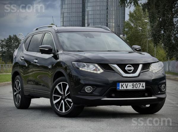 Nissan X-Trail 2017 in Riga on AUTOMOTO.COM.LV Black Nissan X-Trail 2017 in Riga, with an engine capacity of 1.60 L and mileage of 186 thousand km for 10500 ā¬, photo 3 on AUTOMOTO.COM.LV