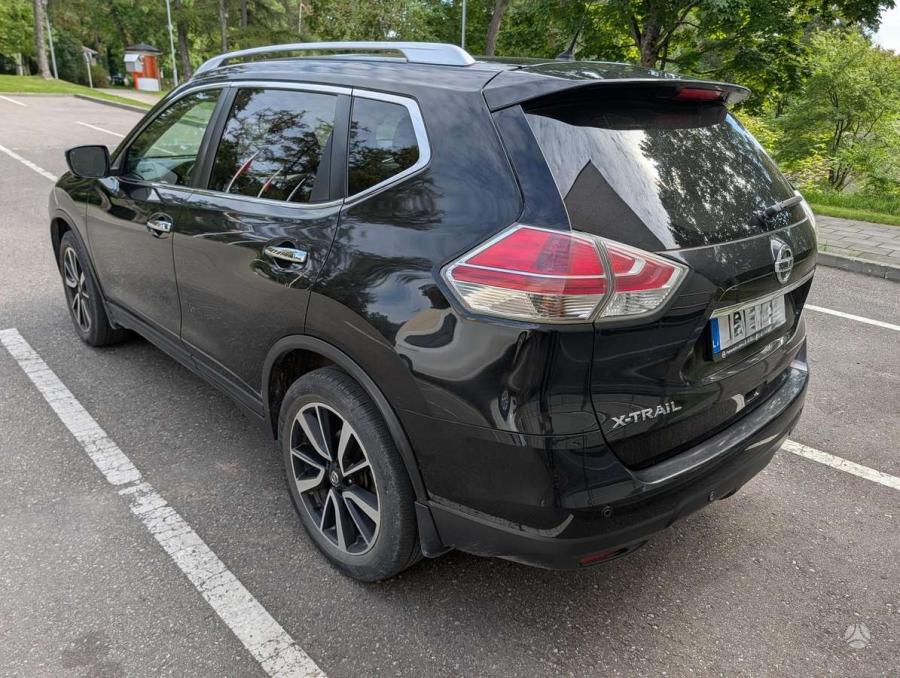Melns Nissan X-Trail 2017 Viļņa, ar dzinēja tilpumu 2.00 L un nobraukumu 150 tūkst. km par 14500 €, foto 1 vietnē AUTOMOTO.COM.LV
