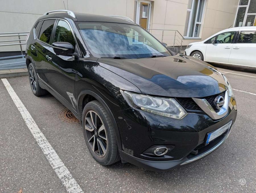 Melns Nissan X-Trail 2017 Viļņa, ar dzinēja tilpumu 2.00 L un nobraukumu 150 tūkst. km par 14500 €, foto 3 vietnē AUTOMOTO.COM.LV