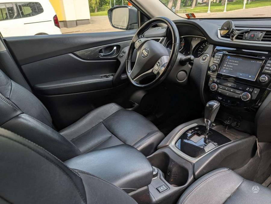 Melns Nissan X-Trail 2017 Viļņa, ar dzinēja tilpumu 2.00 L un nobraukumu 150 tūkst. km par 14500 €, foto 9 vietnē AUTOMOTO.COM.LV