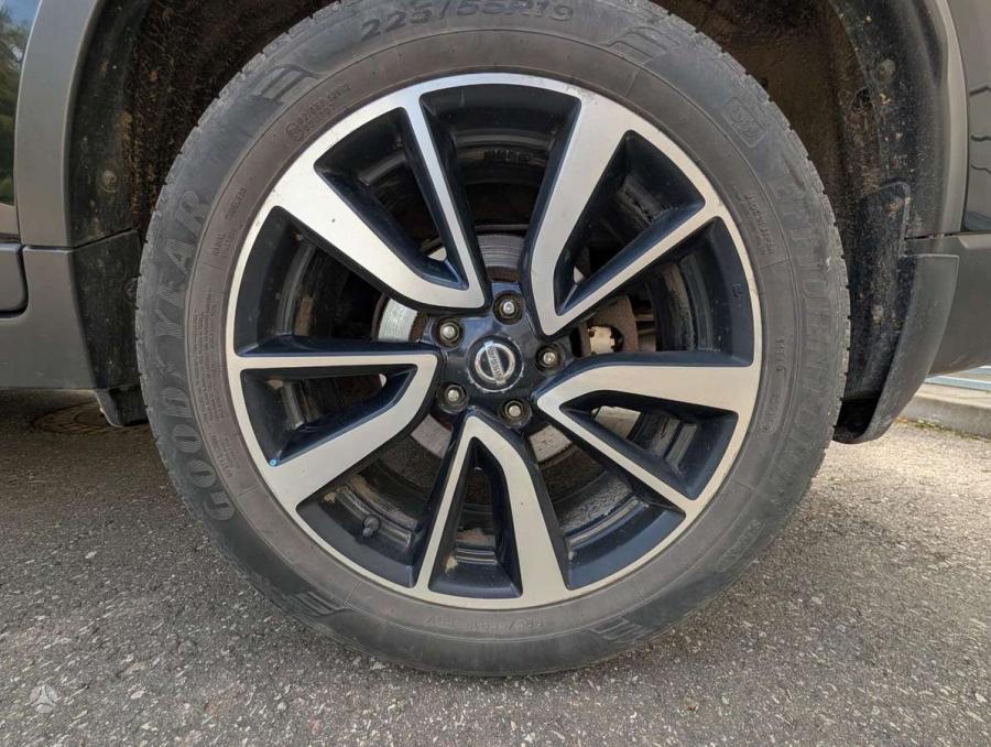 Melns Nissan X-Trail 2017 Viļņa, ar dzinēja tilpumu 2.00 L un nobraukumu 150 tūkst. km par 14500 €, foto 17 vietnē AUTOMOTO.COM.LV