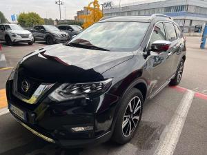 Black Nissan X-Trail 2018 in Kaunas, with an engine capacity of 2.00 L and mileage of 205 thousand km for 13800 €, photo 2 on AUTOMOTO.COM.LV