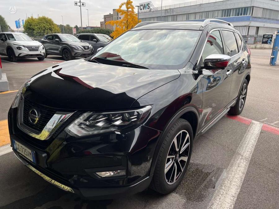 Black Nissan X-Trail 2018 in Kaunas, with an engine capacity of 2.00 L and mileage of 205 thousand km for 13800 €, photo 2 on AUTOMOTO.COM.LV