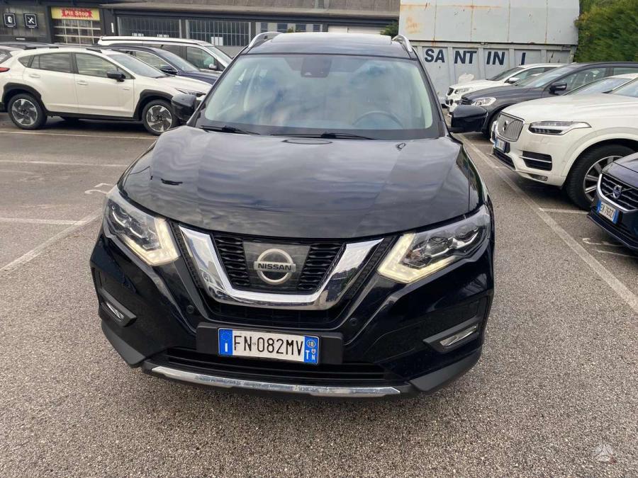 Black Nissan X-Trail 2018 in Kaunas, with an engine capacity of 2.00 L and mileage of 205 thousand km for 13800 €, photo 5 on AUTOMOTO.COM.LV