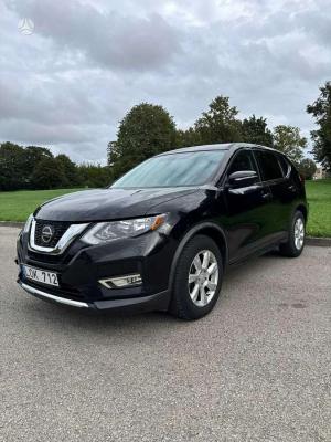 Black Nissan X-Trail 2018 in Klaipeda, with an engine capacity of 2.50 L and mileage of 80 thousand km for 10900 €, photo  on AUTOMOTO.COM.LV