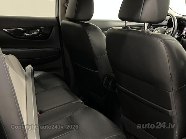 Melns Nissan X-Trail 2018 Tallina, ar dzinēja tilpumu 1.60 L un nobraukumu 149 tūkst. km par 13500 €, foto 4 vietnē AUTOMOTO.COM.LV